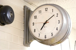 AllSync IQ® Wired Master Clock System | American Time